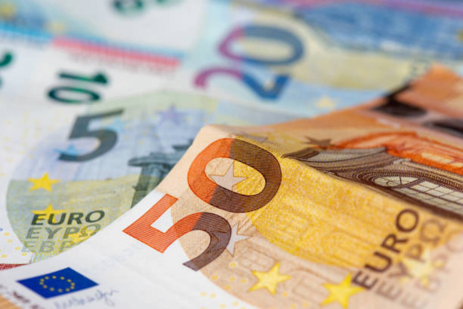 España lanzó una beca de 400 euros para estudiantes: a quiénes aplica y ...